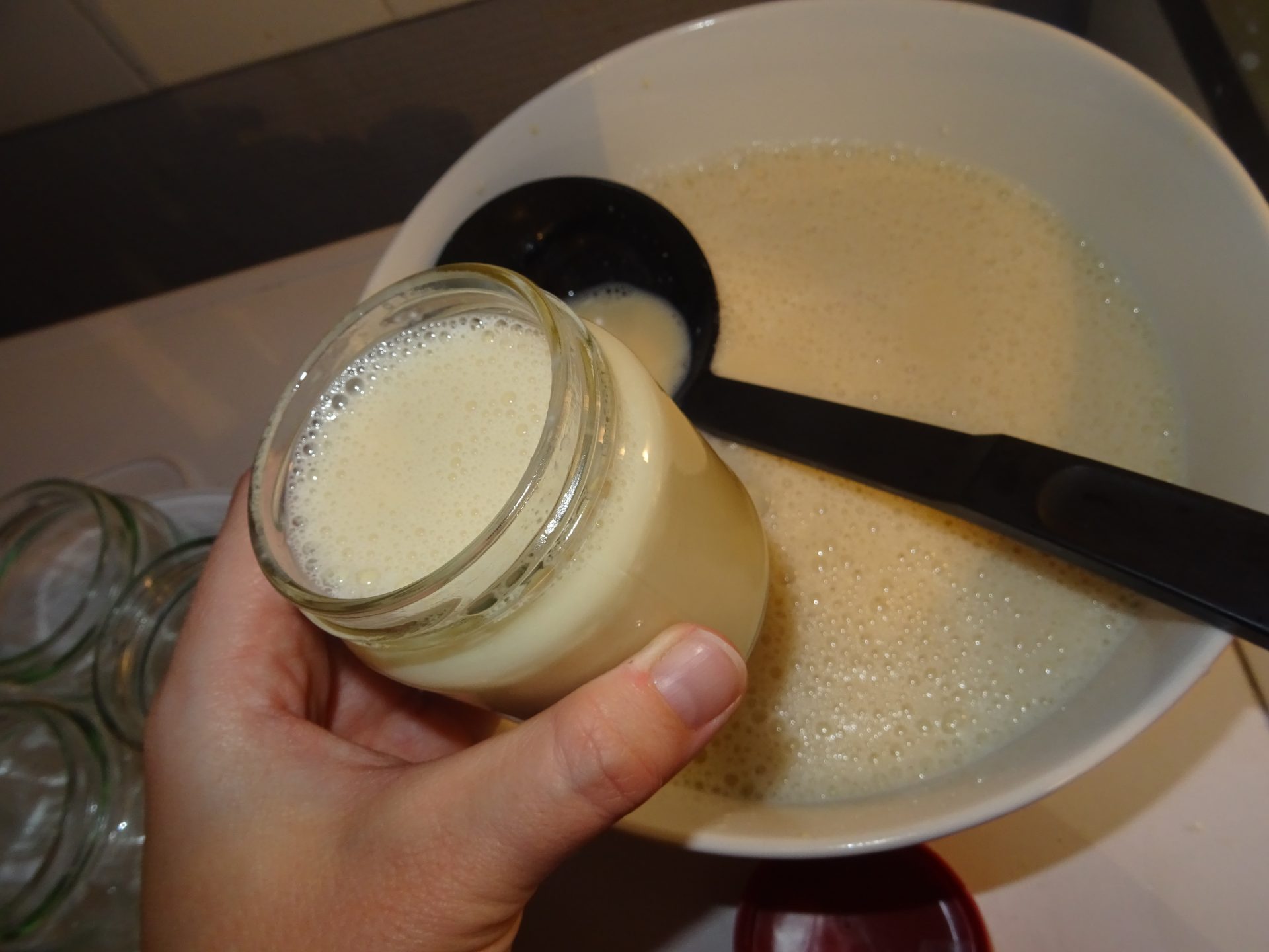 Recette Yaourt à la vanille fait maison - Maman et sa chipie