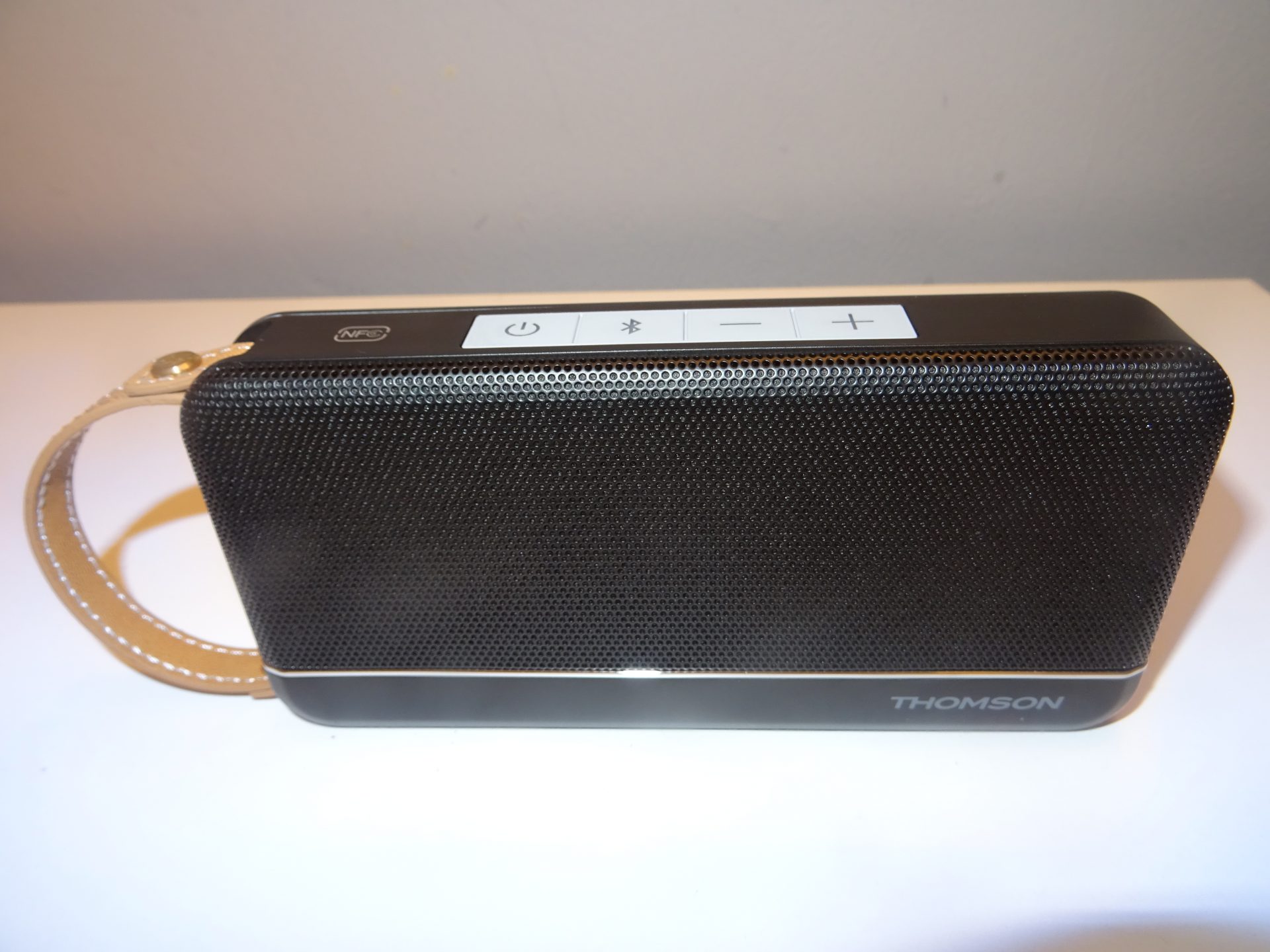 On teste l'enceinte bluetooth WS02 Thomson et c'est plus que de la ...